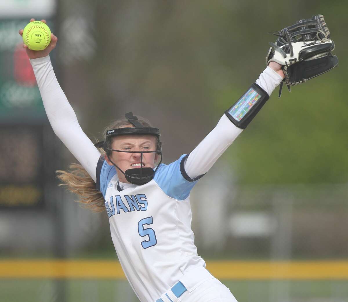 Triopia softball team rolls past Routt