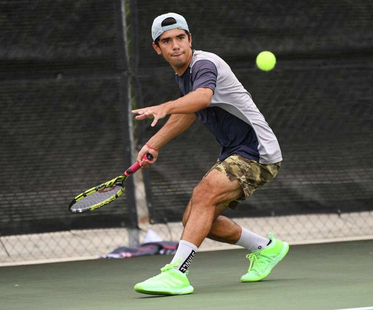 Harlan’s Skrobarcek advances to 6A tennis state championship