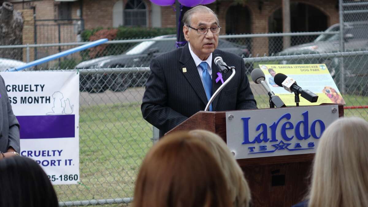 Laredo mayor honored for COVID vaccine efforts by Mexico's Legislature