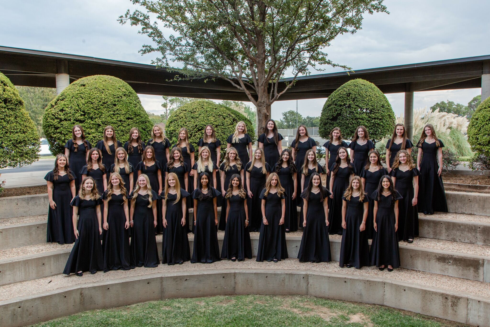 Midland Symphony Guild Freshmen and Belles to be
