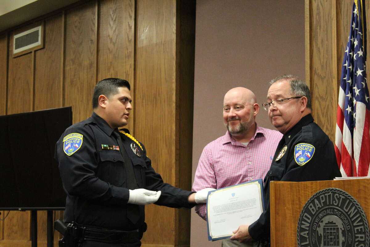Plainview Police Department celebrates its own at annual banquet