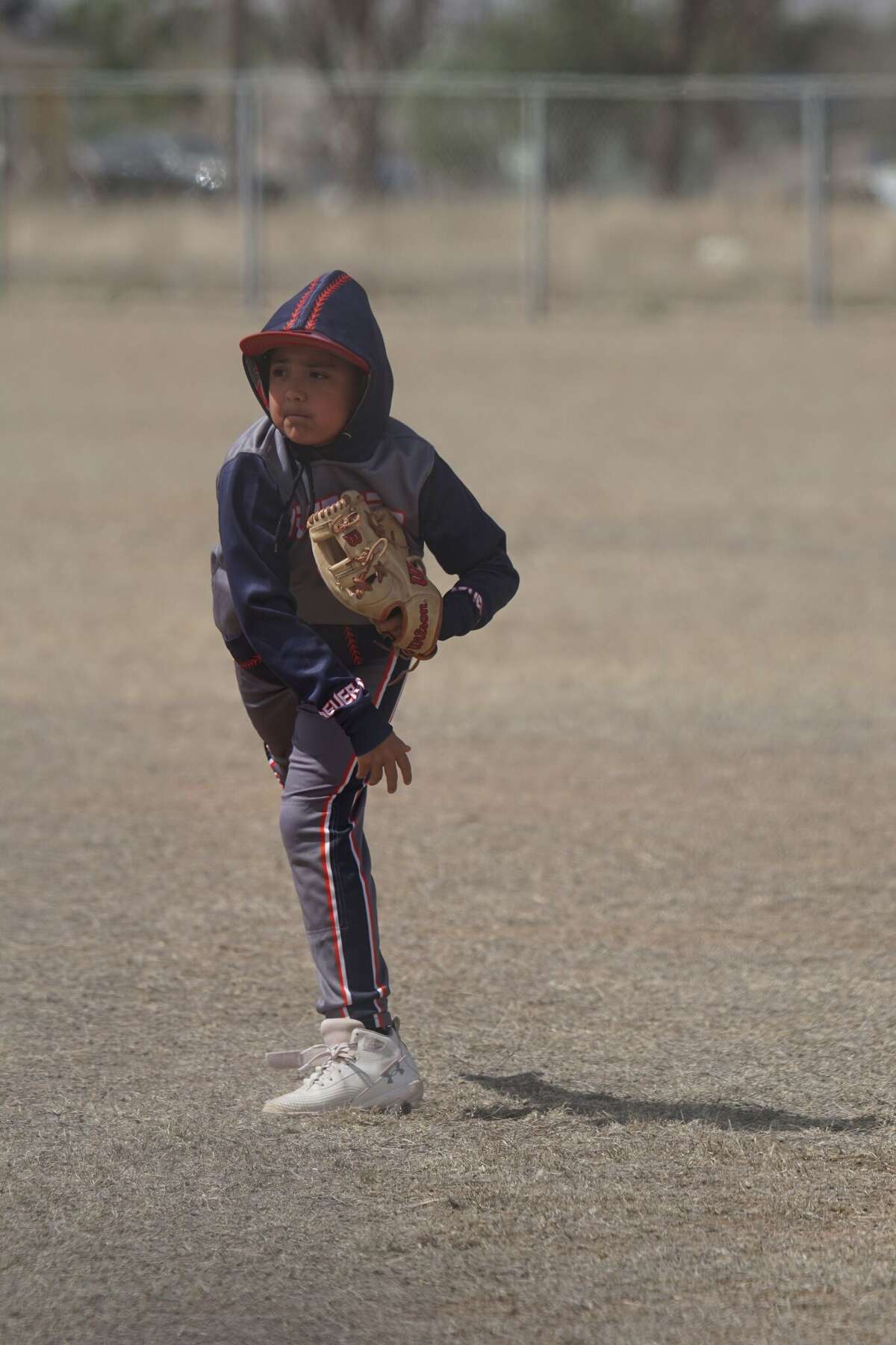 Brian Klein spends time with Plainview Avenged 9u players