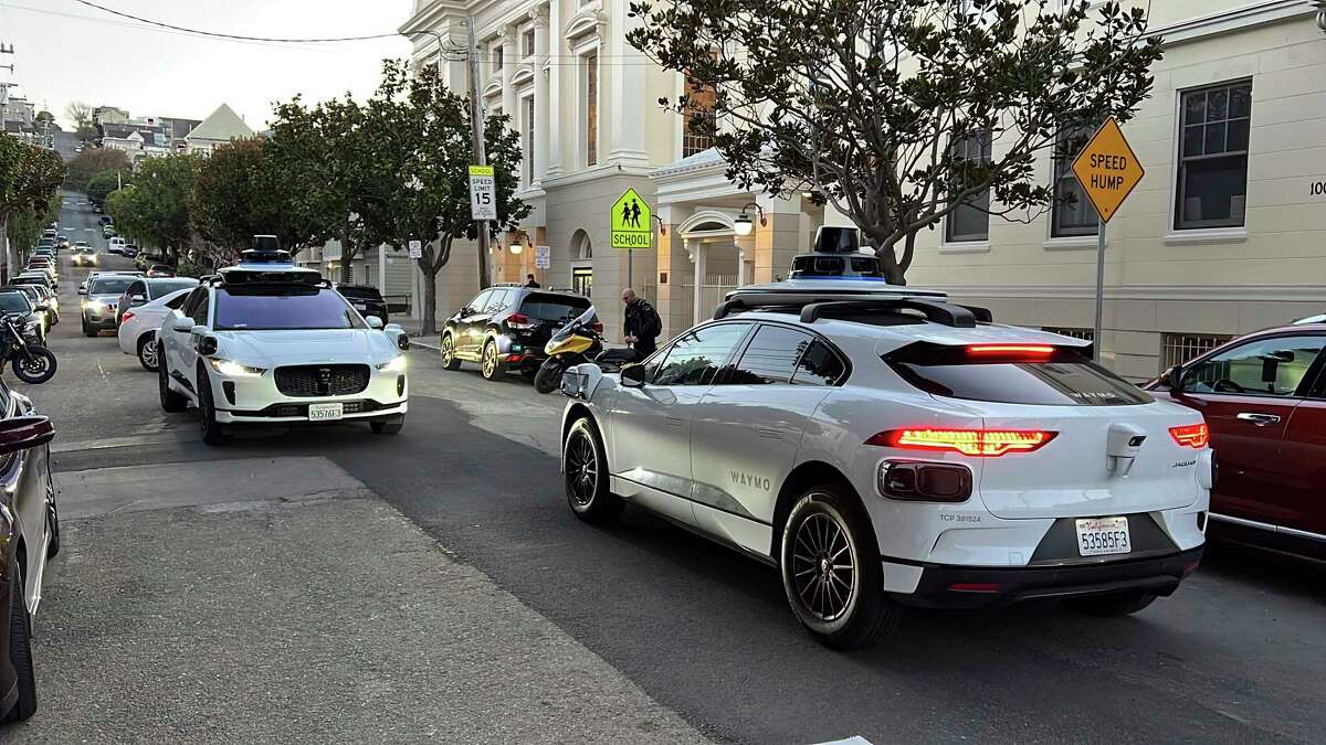 Re-evaluate California laws on self-driving cars