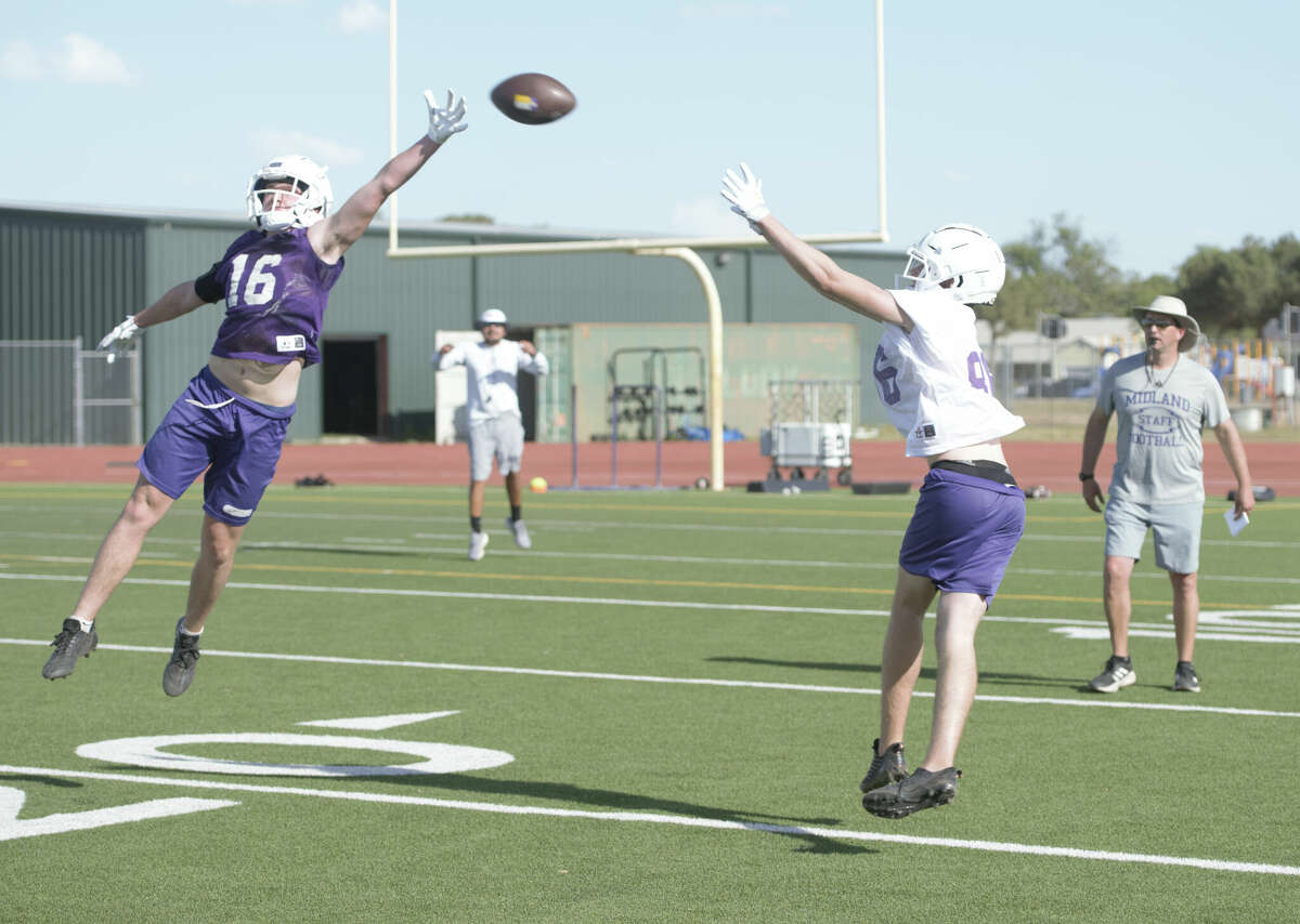 HS FOOTBALL: Bulldogs optimistic about depth entering spring game