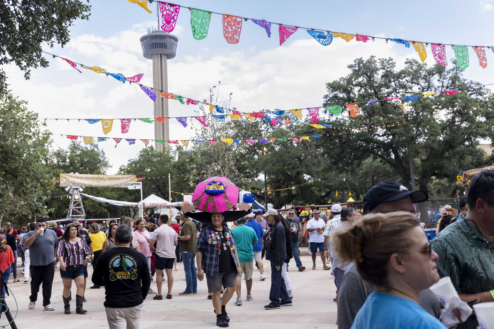 NIOSA is a great San Antonio party, and a great volunteer opportunity.