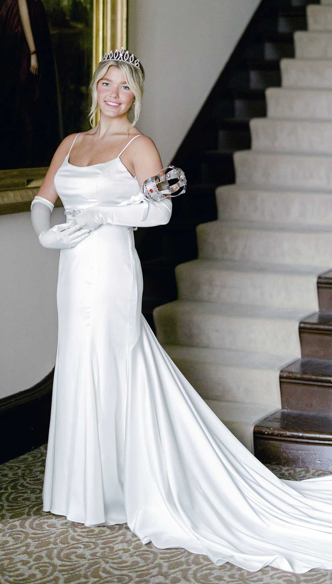 Sarah Beth May named queen of 2023 Beaux Arts Ball