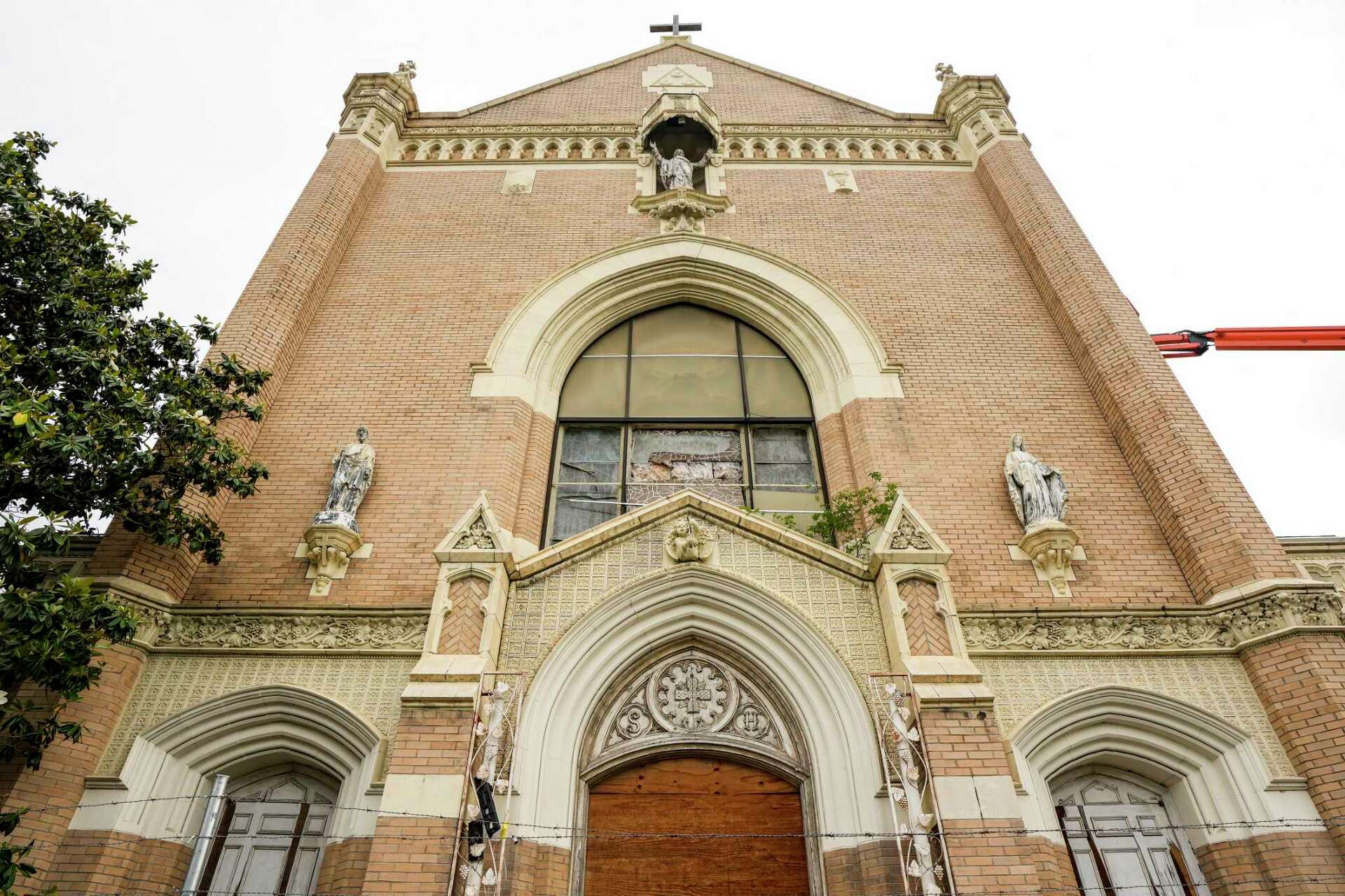A century-old downtown Houston church is being demolished. Here’s why.