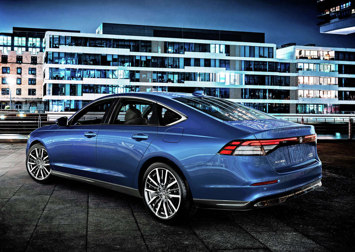 New Honda Accord Debuts For With More Powerful Hybrid System