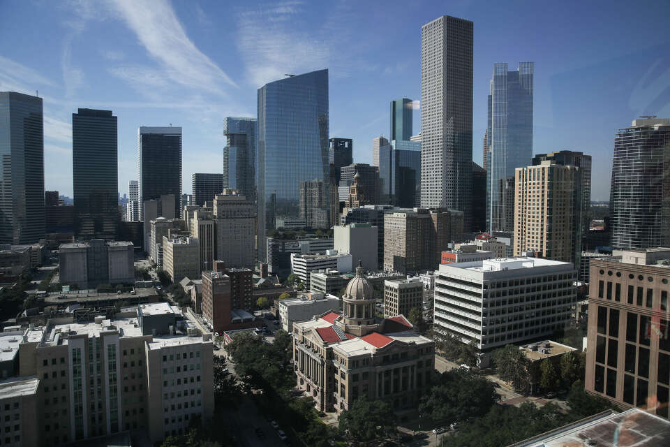 Is Houston's JPMorgan Chase tower still the tallest building in Texas?