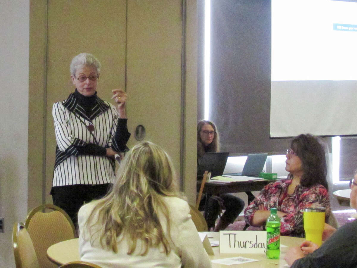 Central Michigan University faculty, students face poverty simulation