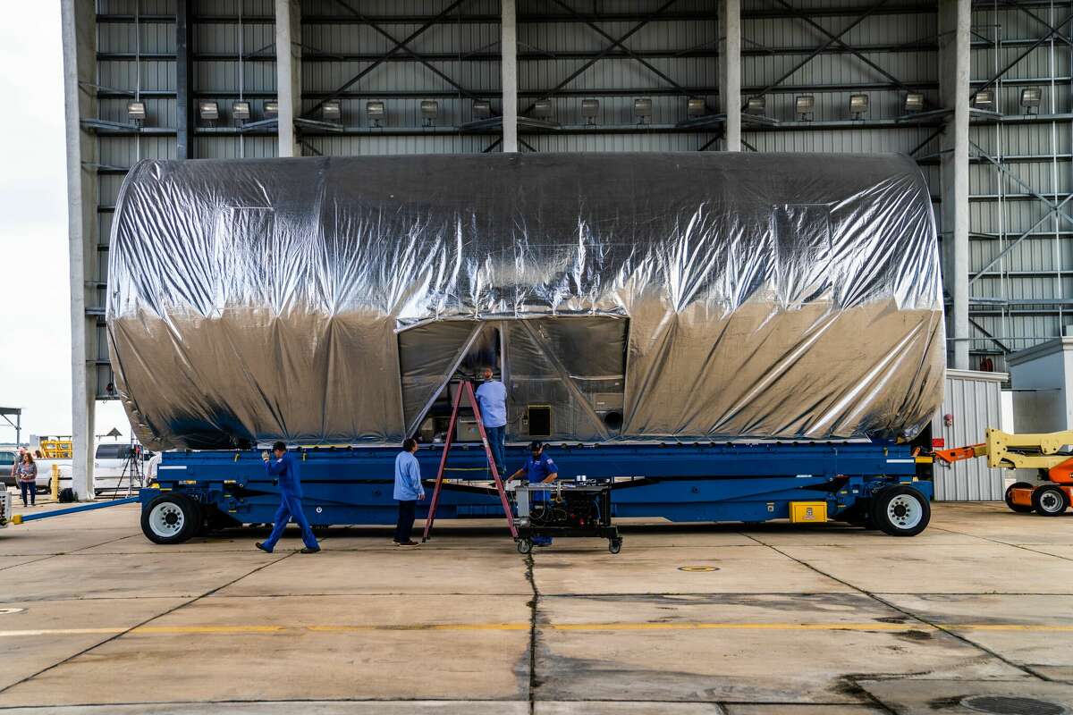 Super Guppy ships space shuttle part to Houston for new space station