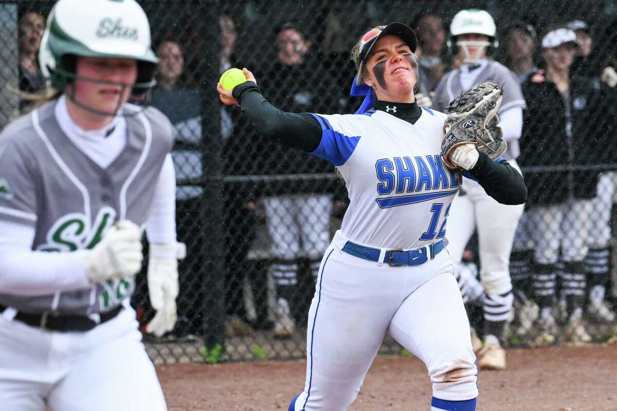 Shaker softball storms past Shenendehowa