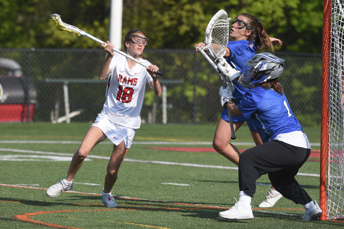 Darien girls lacrosse, Chloe Humphrey, defeat New Canaan