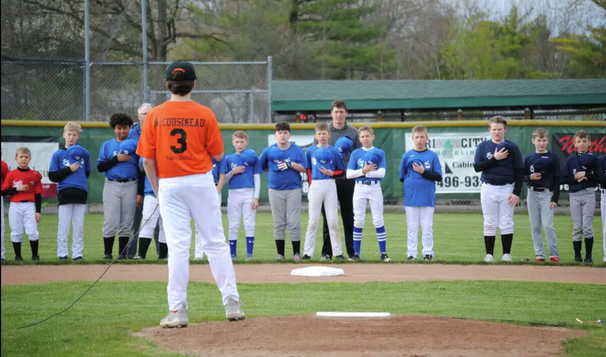FNW kicks off Little League season with opening day ceremony