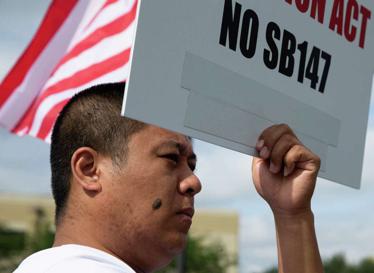 Katy protestors gather opposing bill to ban Chinese from buying land