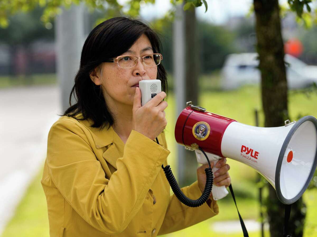 Katy protestors gather opposing bill to ban Chinese from buying land