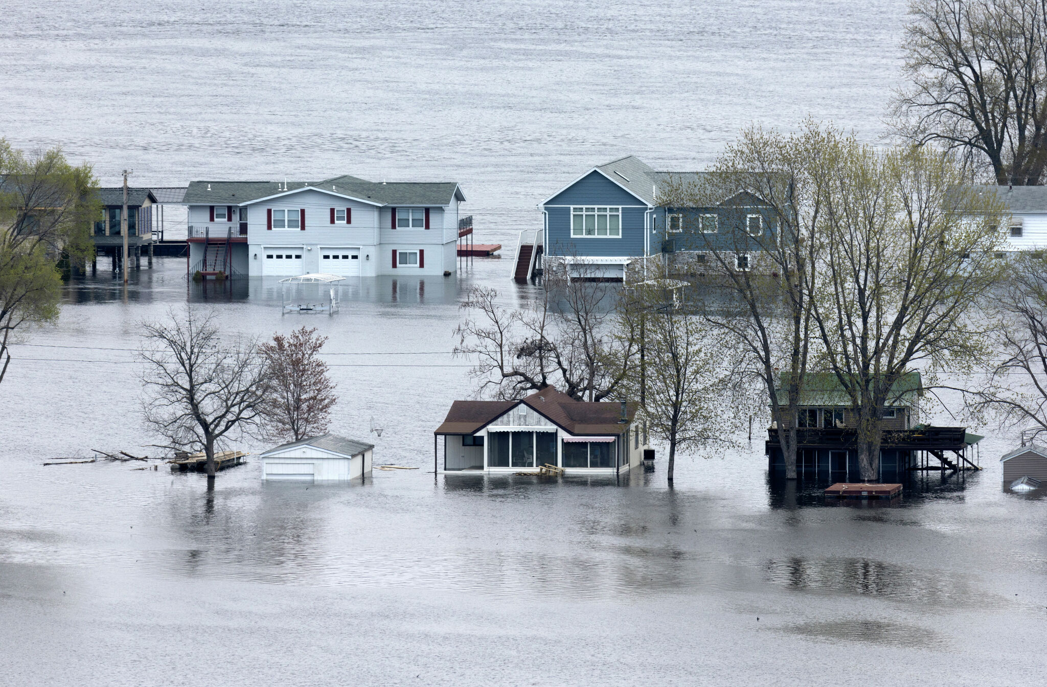 Minor flooding expected in Hardin, Grafton as snow-swollen rivers rise