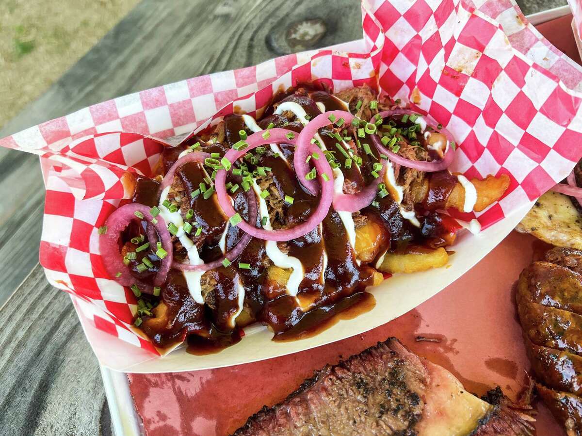 La Cruda in Crosby is leading a barbecue migration to Houston's easter