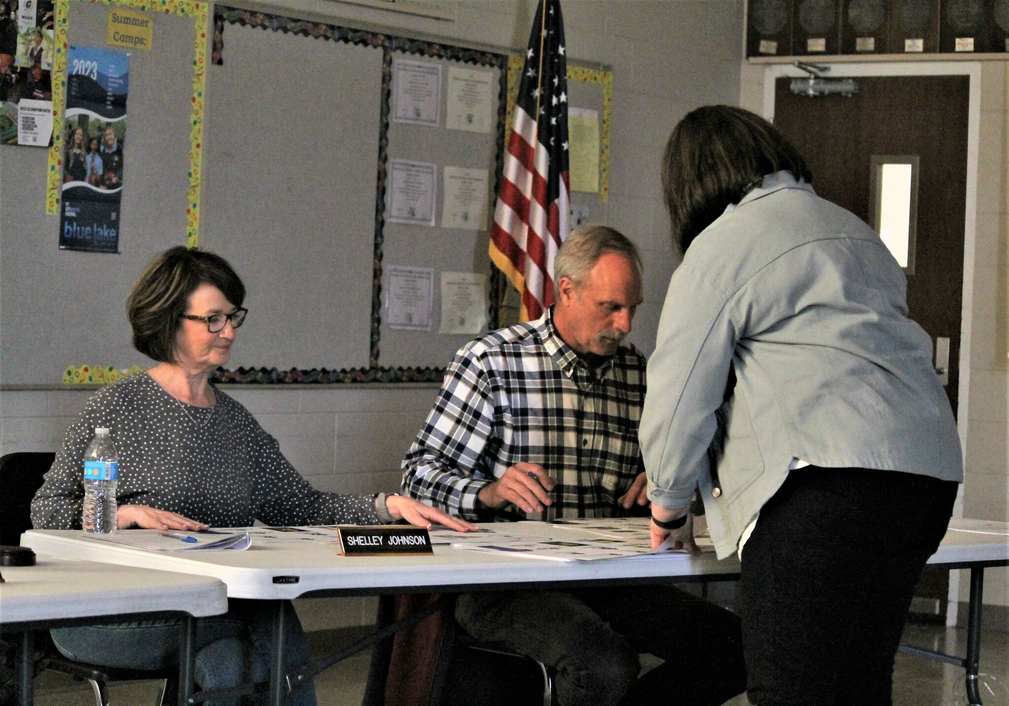 MAPS school board sees proposed logo designs