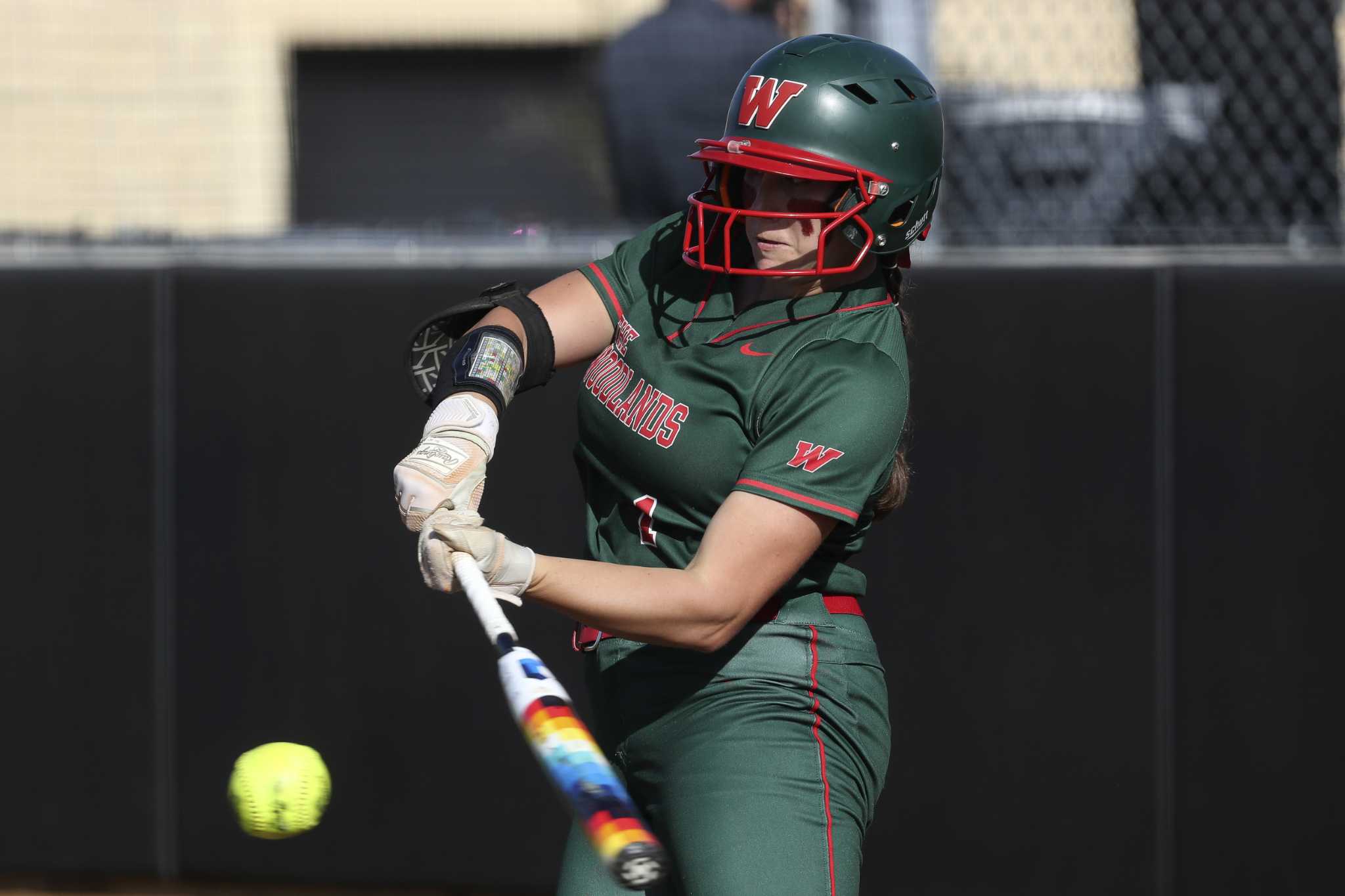 The Woodlands wins, Oak Ridge falls to open playoffs