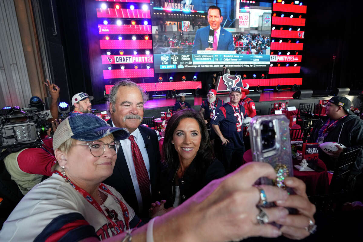 2023 NFL draft: Texans make it a memorable opening night with trade