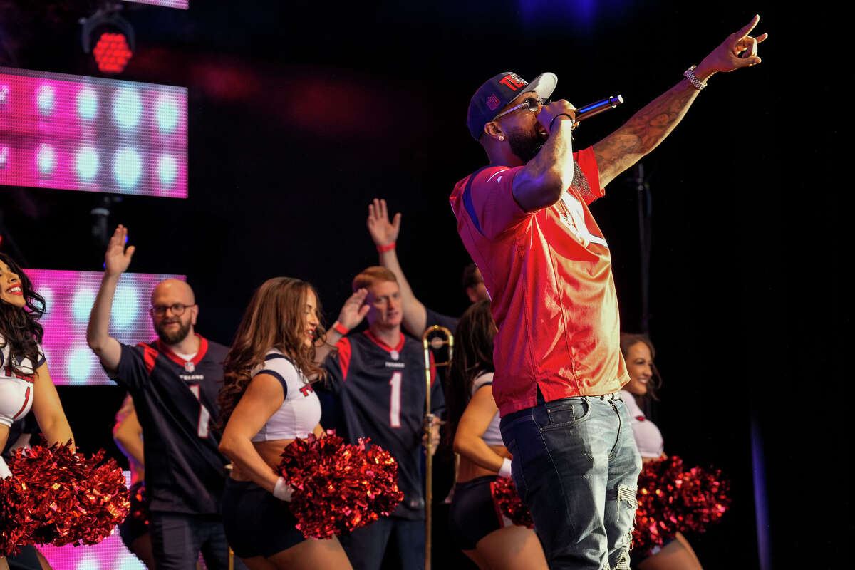 2023 NFL draft: Texans make it a memorable opening night with trade