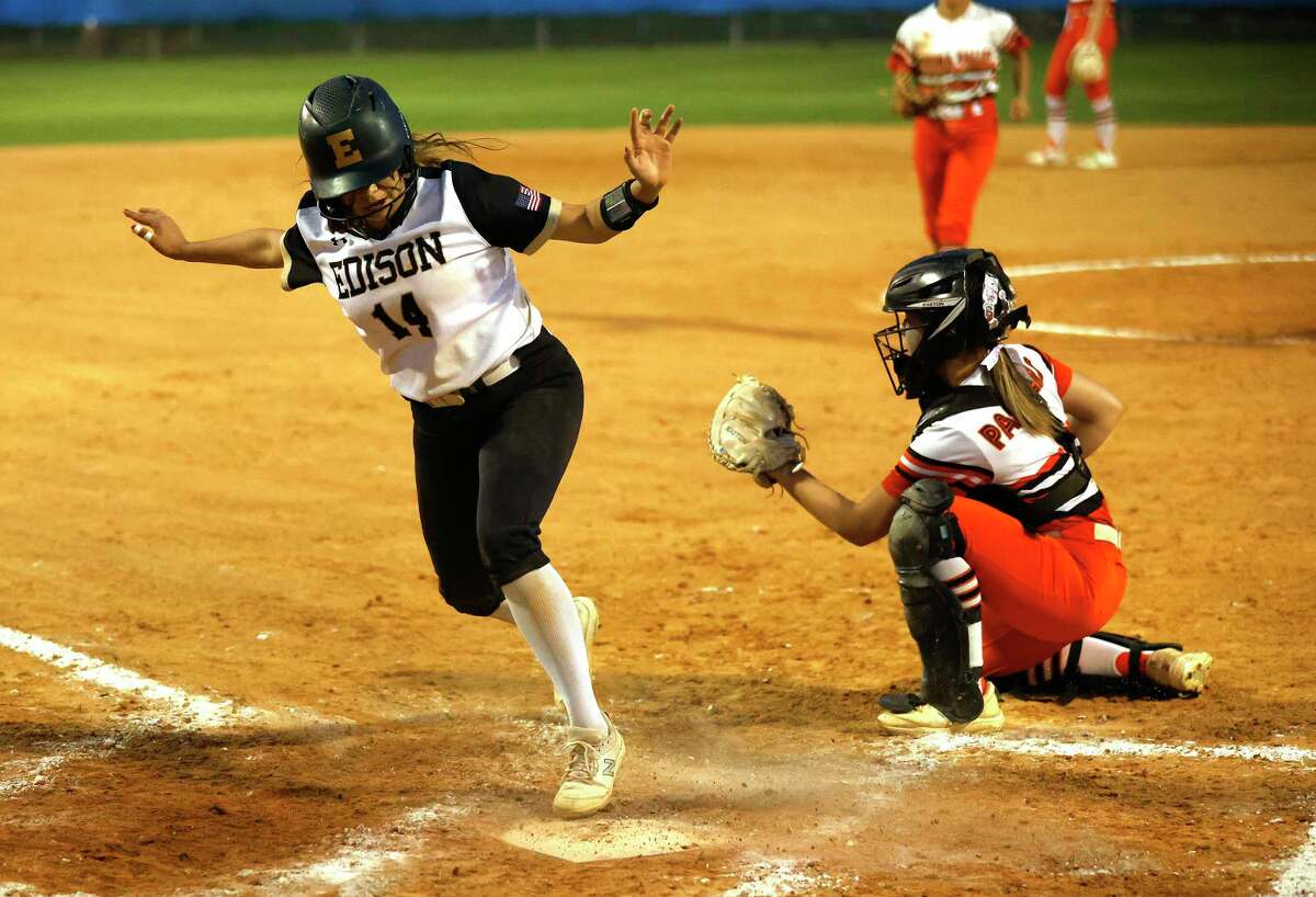 Softball: Edison tops Medina Valley to advance in playoffs