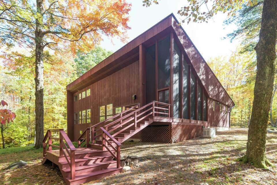 Ralph Rapson-designed mid-century modern house in Averill Park