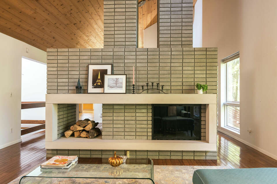 Ralph Rapson-designed mid-century modern house in Averill Park