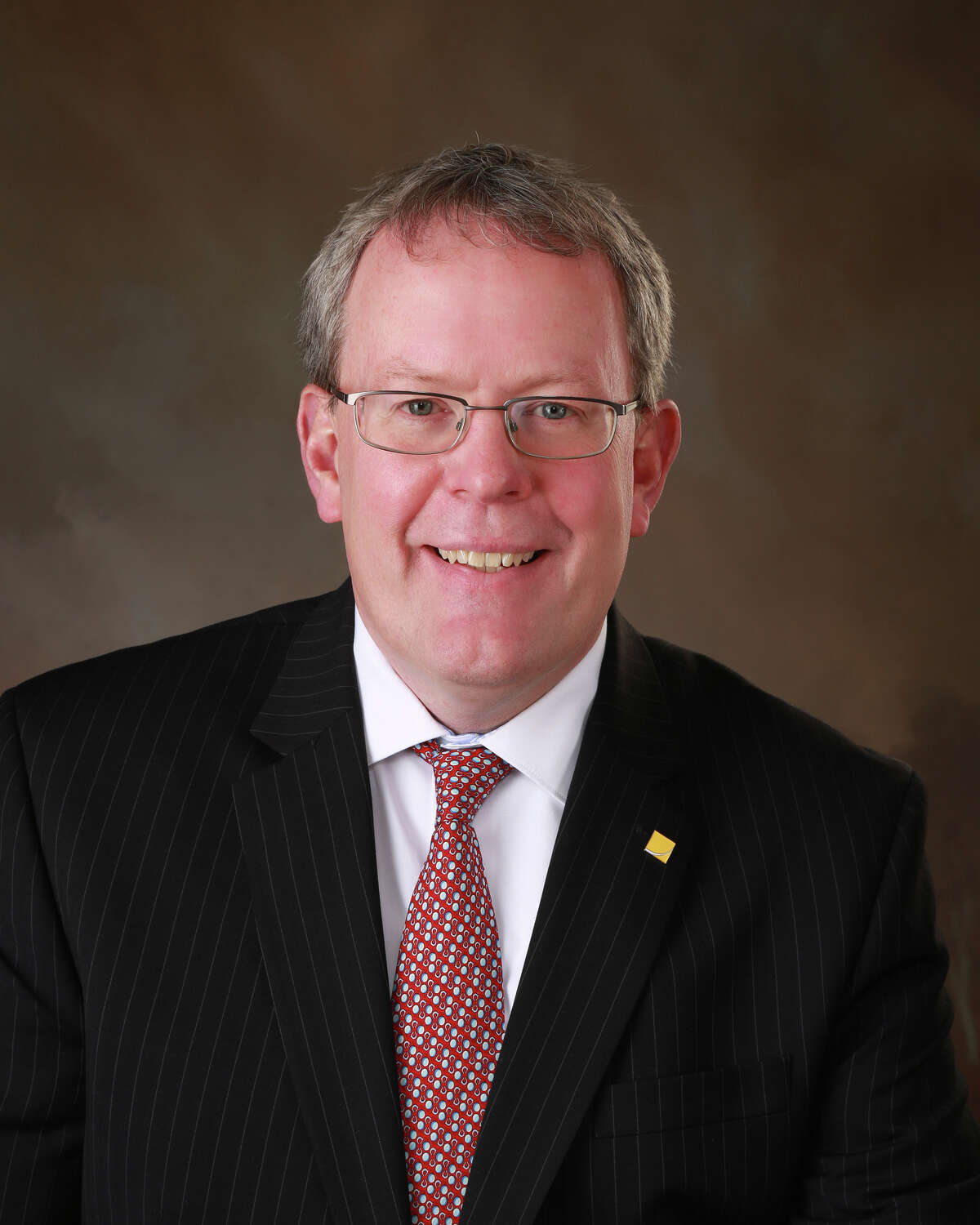 Isabella Bank chooses Schwind as next CEO; McDonnell new president