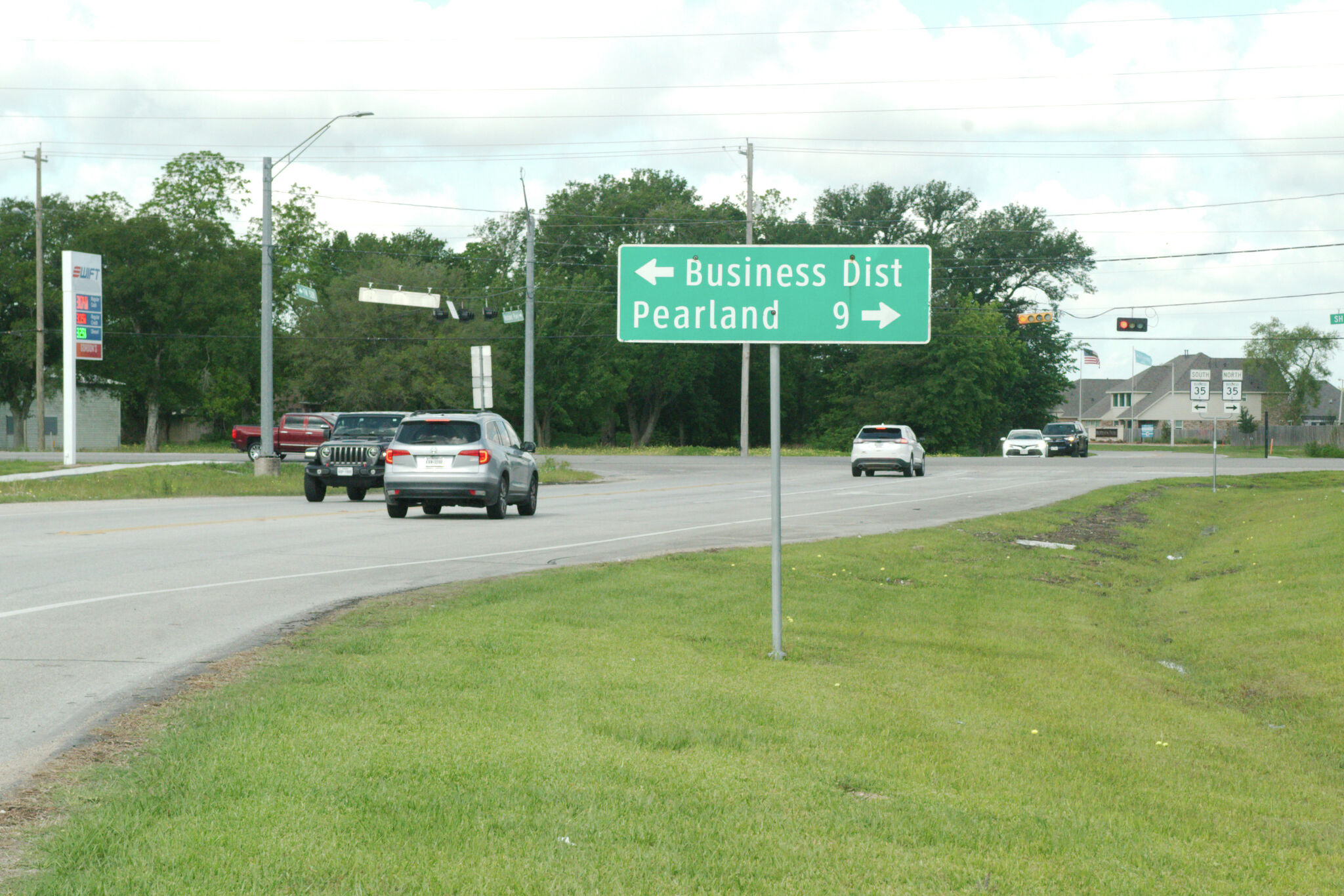 TxDOT plans to widen FM 528 in Alvin; will hold public meetings soon