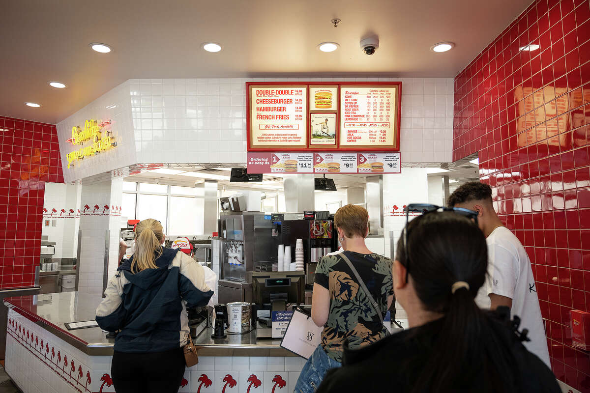 SF tourists go in droves to In-N-Out. They shouldn't bother.