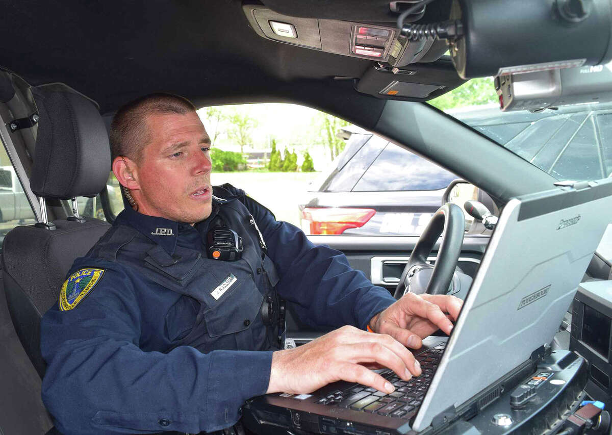 Law enforcement adapts as cash bail nears end in Illinois