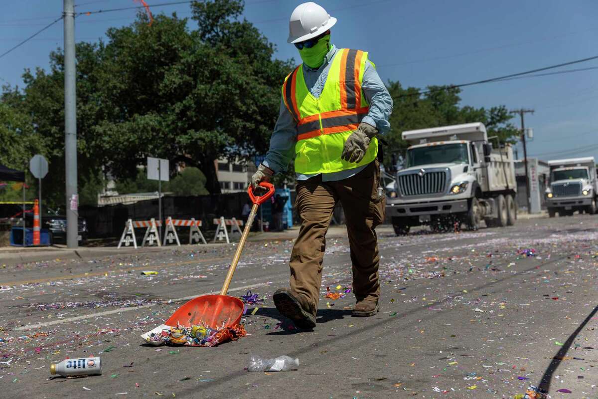 After Fiesta parades and parties, there's a big mess to clean up