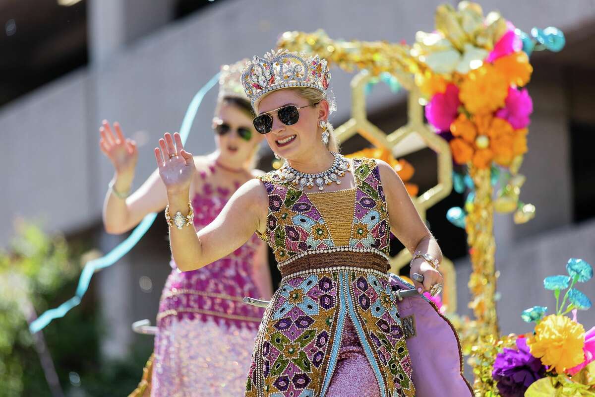 Photos from the Battle of Flowers Parade at Fiesta San Antonio 2023