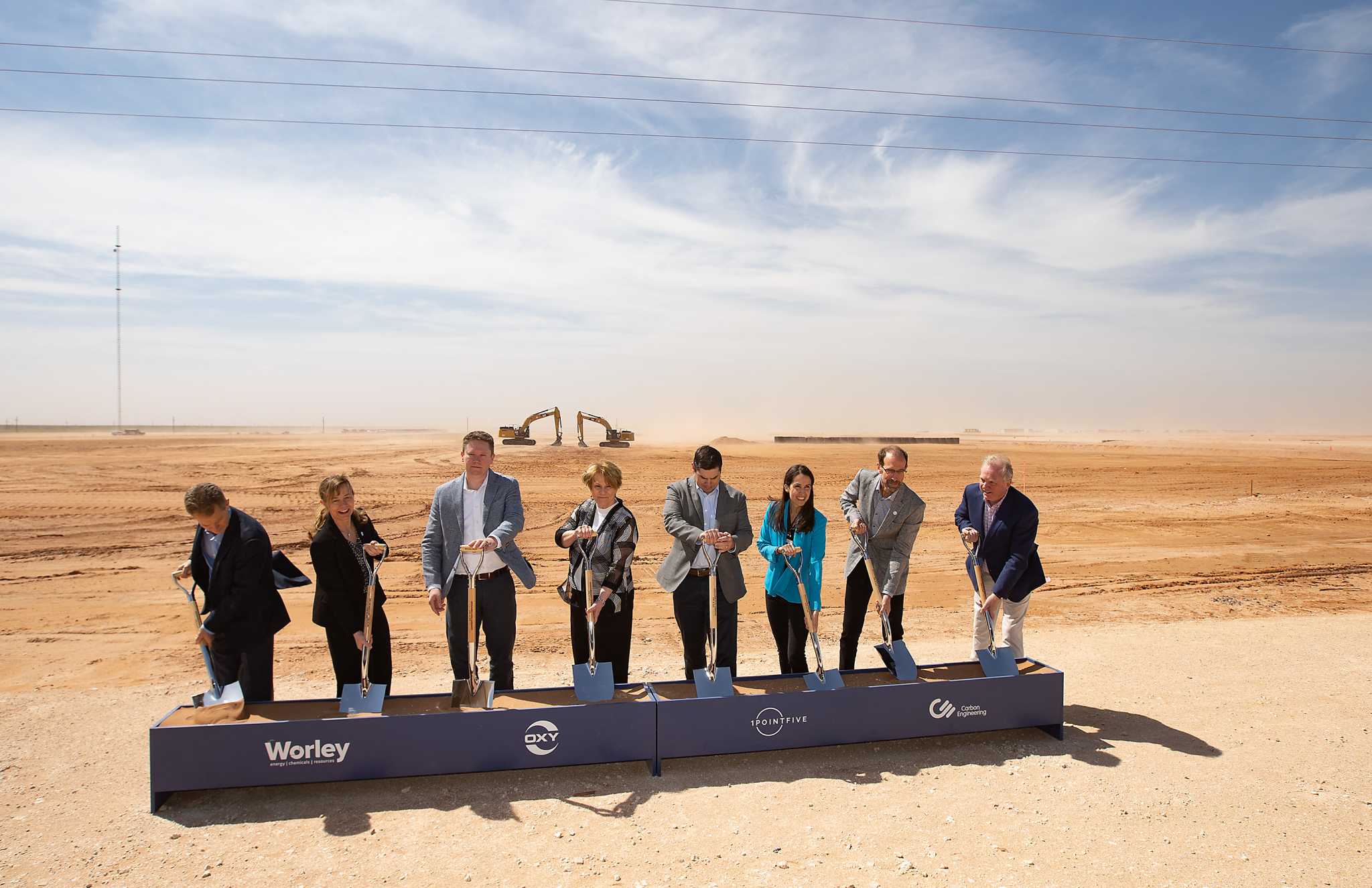 Oxy's carbon capture project in West Texas is unveiled