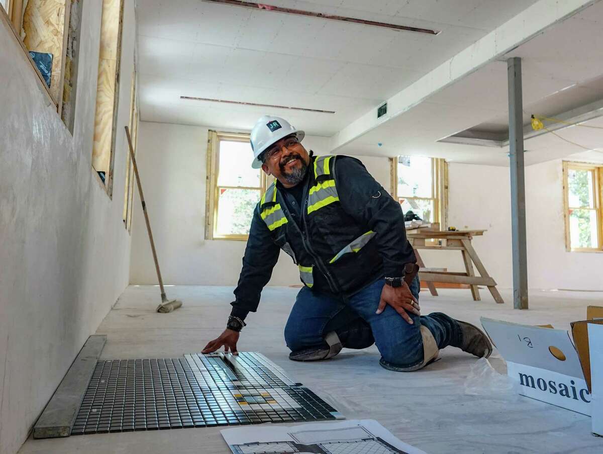 San Antonio tile artist honored with national award