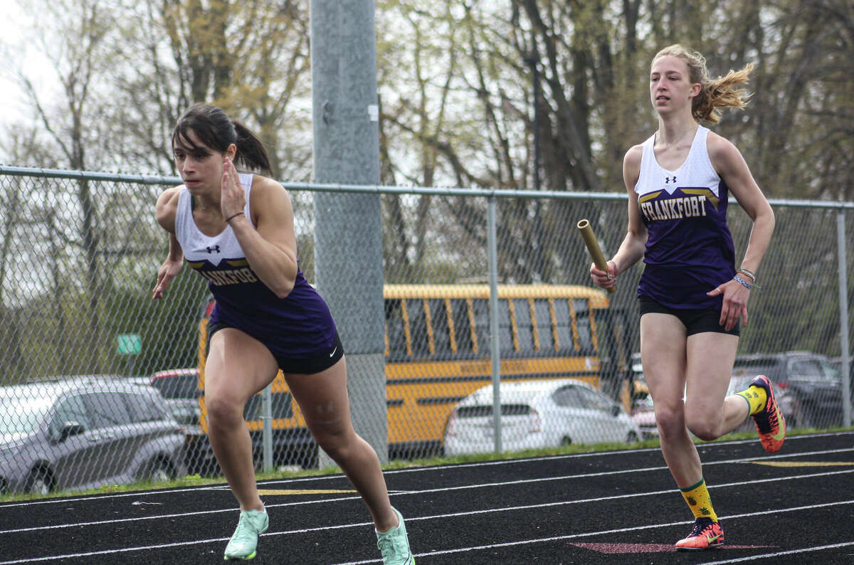 Frankfort girls 4x100 relay wins third-straight state championship