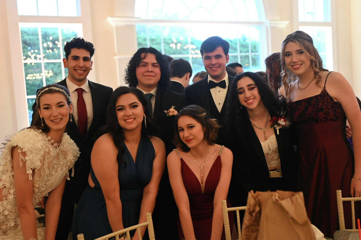 SEEN: Sacred Heart Academy prom 2023