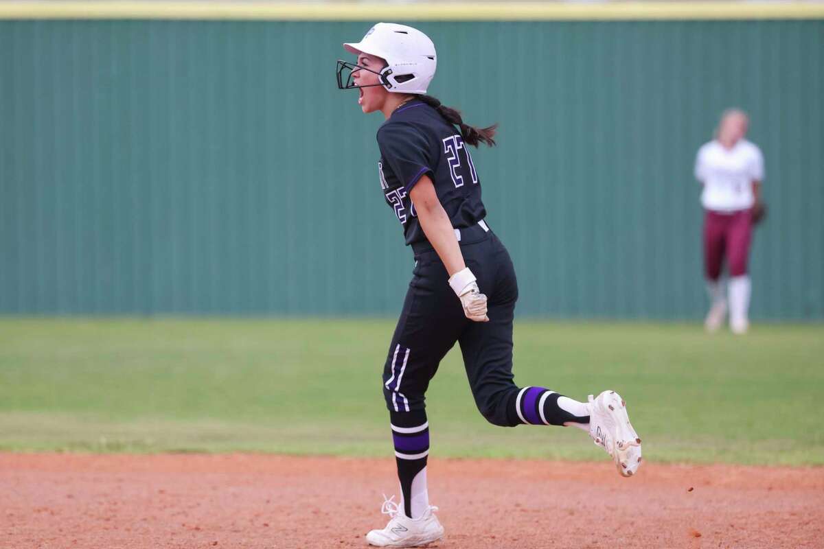 HS softball: Ridge Point completes bi-district victory after delay