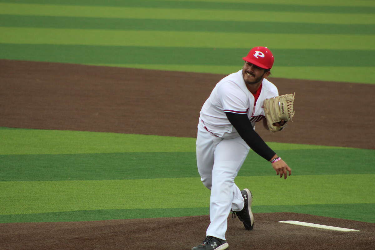 BASEBALL: Plainview baseball celebrates seniors on senior night