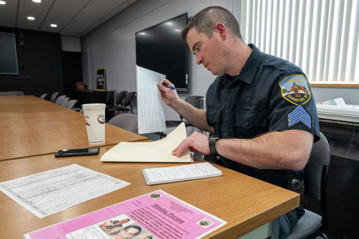 Family still seeking answers 15 years after Schenectady woman vanished