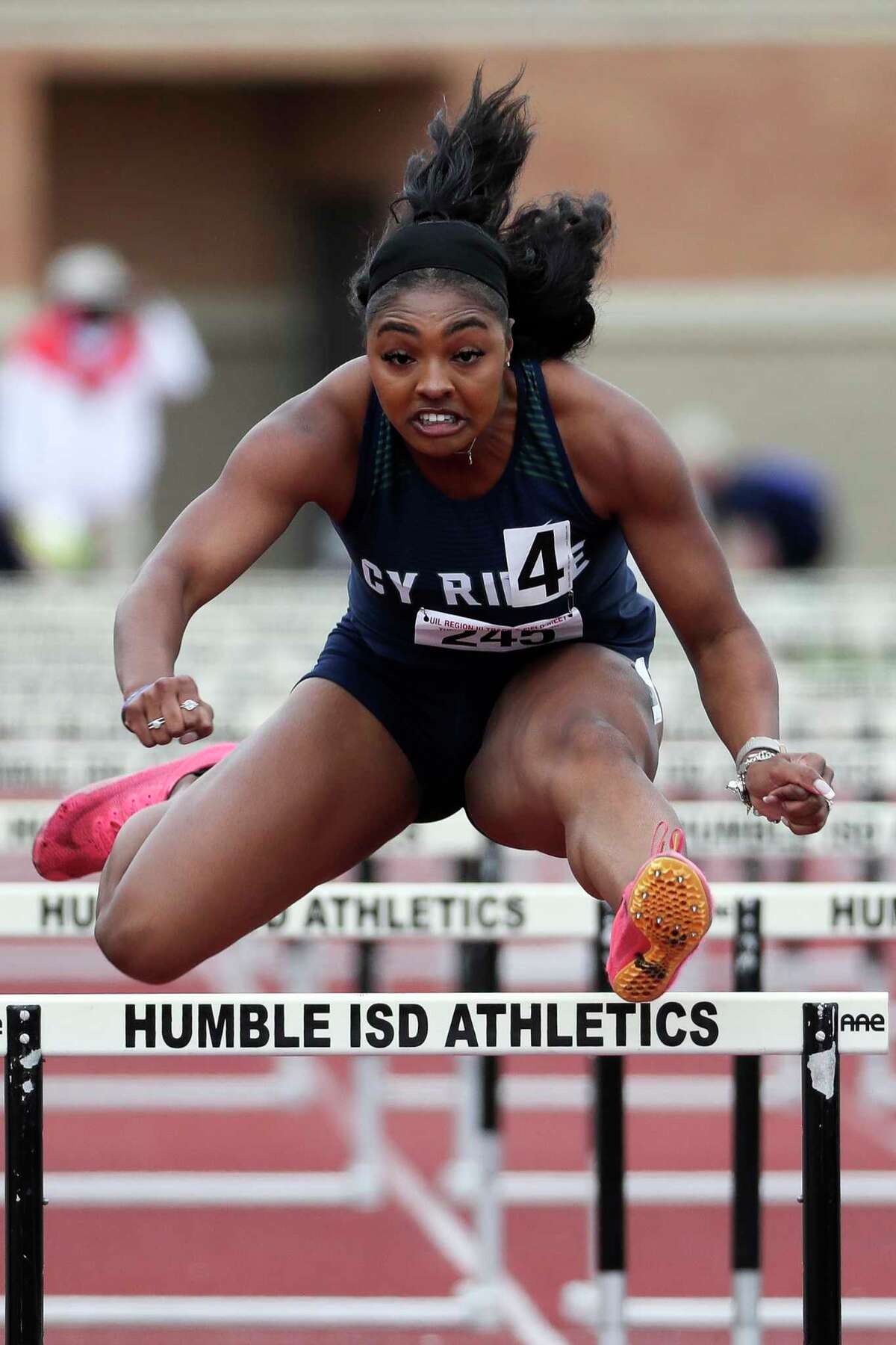 Track and field: Summer Creek, Atascocita, Marshall win regionals