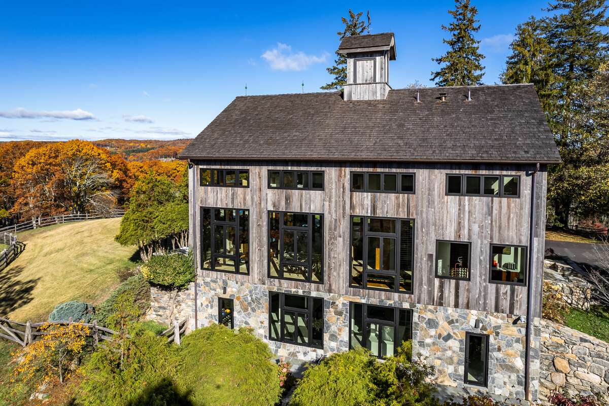18th-century farm turned luxury estate in CT listed for $9.5M