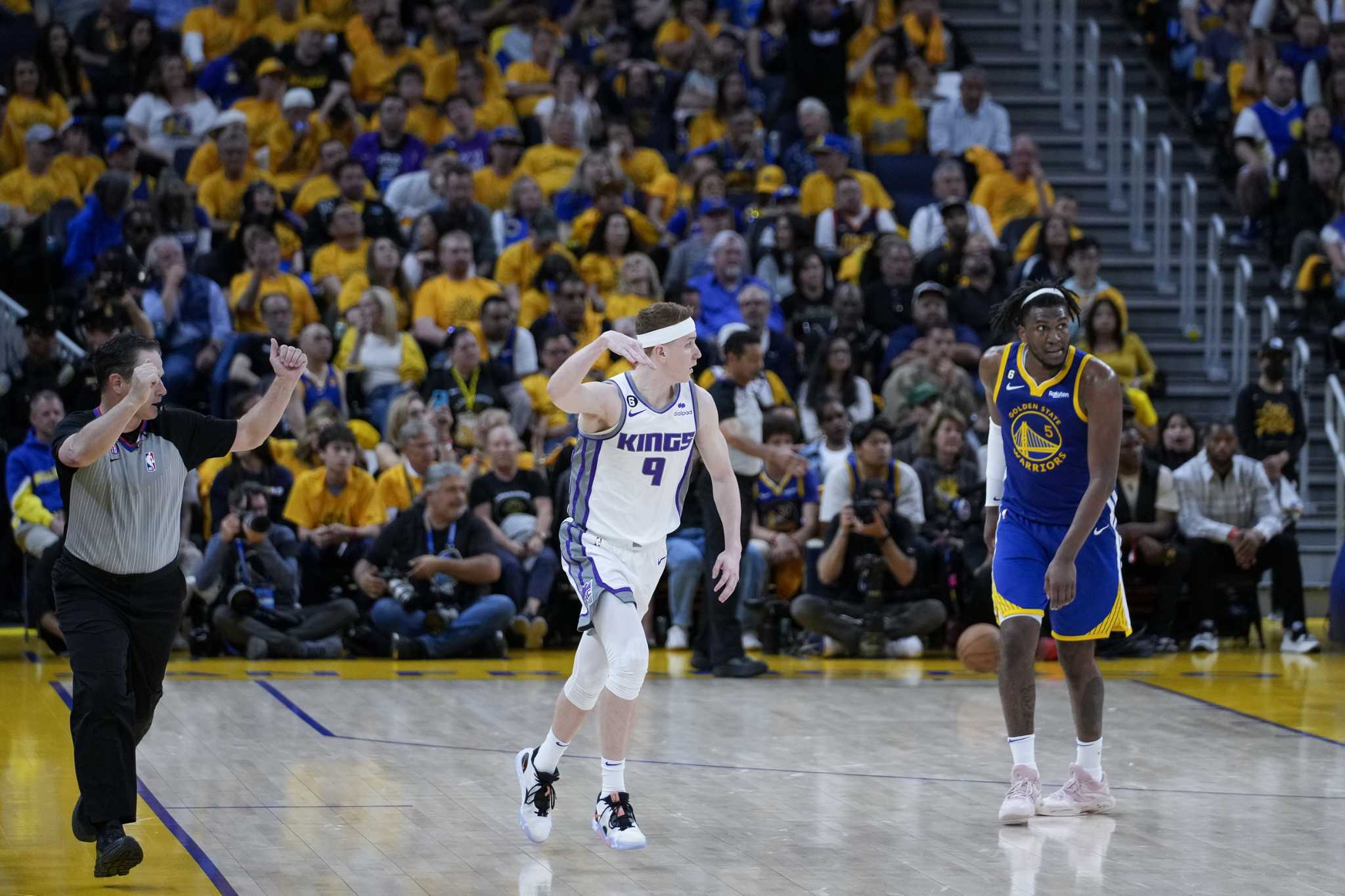 'Horrible': Mistah F.A.B. dumps on Chase Center Warriors fans