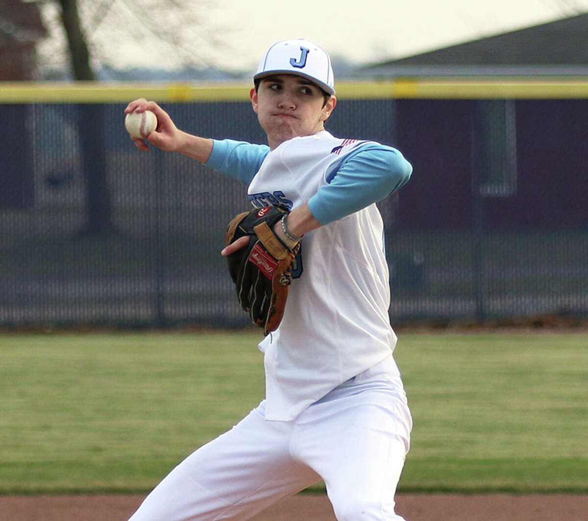 Marquette tops Staunton; Miners stay unbeaten, go to 20-0