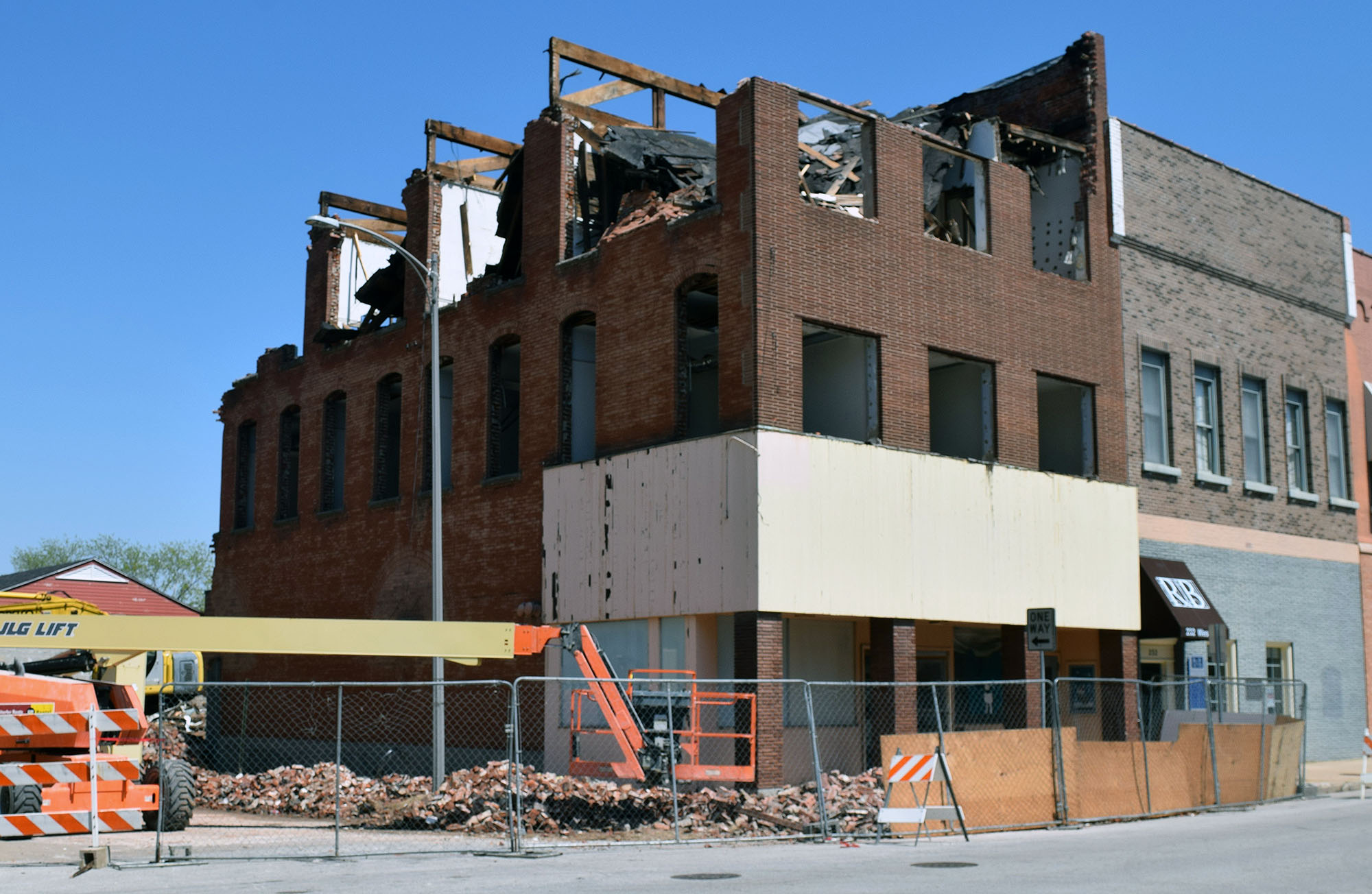 Jacksonville's Lair Building demolition from start to end
