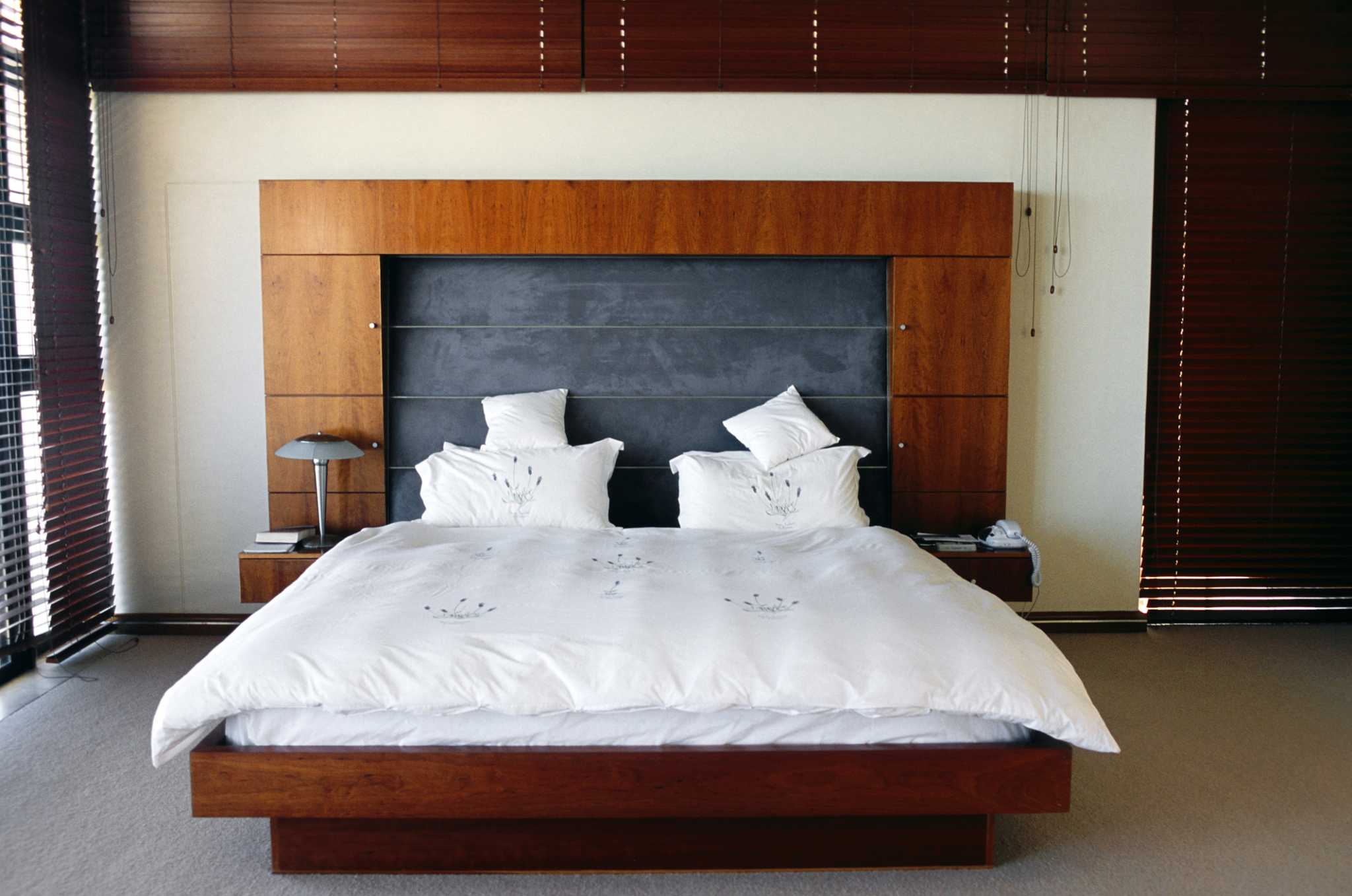 How to Choose a Headboard