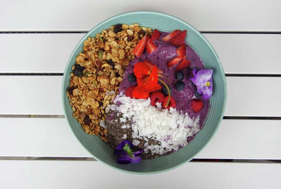 What Are the Benefits of Eating Raisins Every Day?