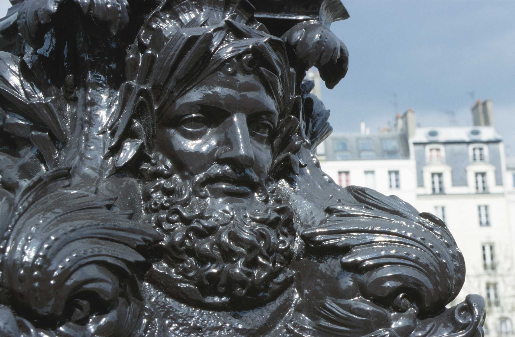 How to Clean a Cast-Iron Garden Statue